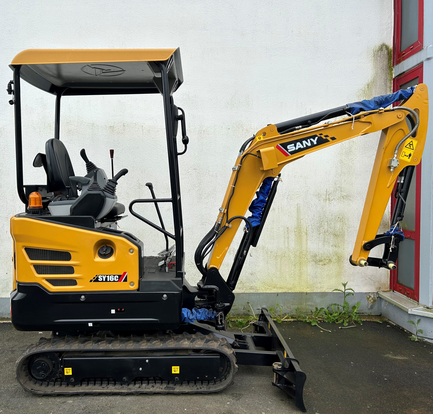 Sany Minibagger SY16 Kompaktbagger 1825 kg - Anhänger Kloock GmbH & CO. KG